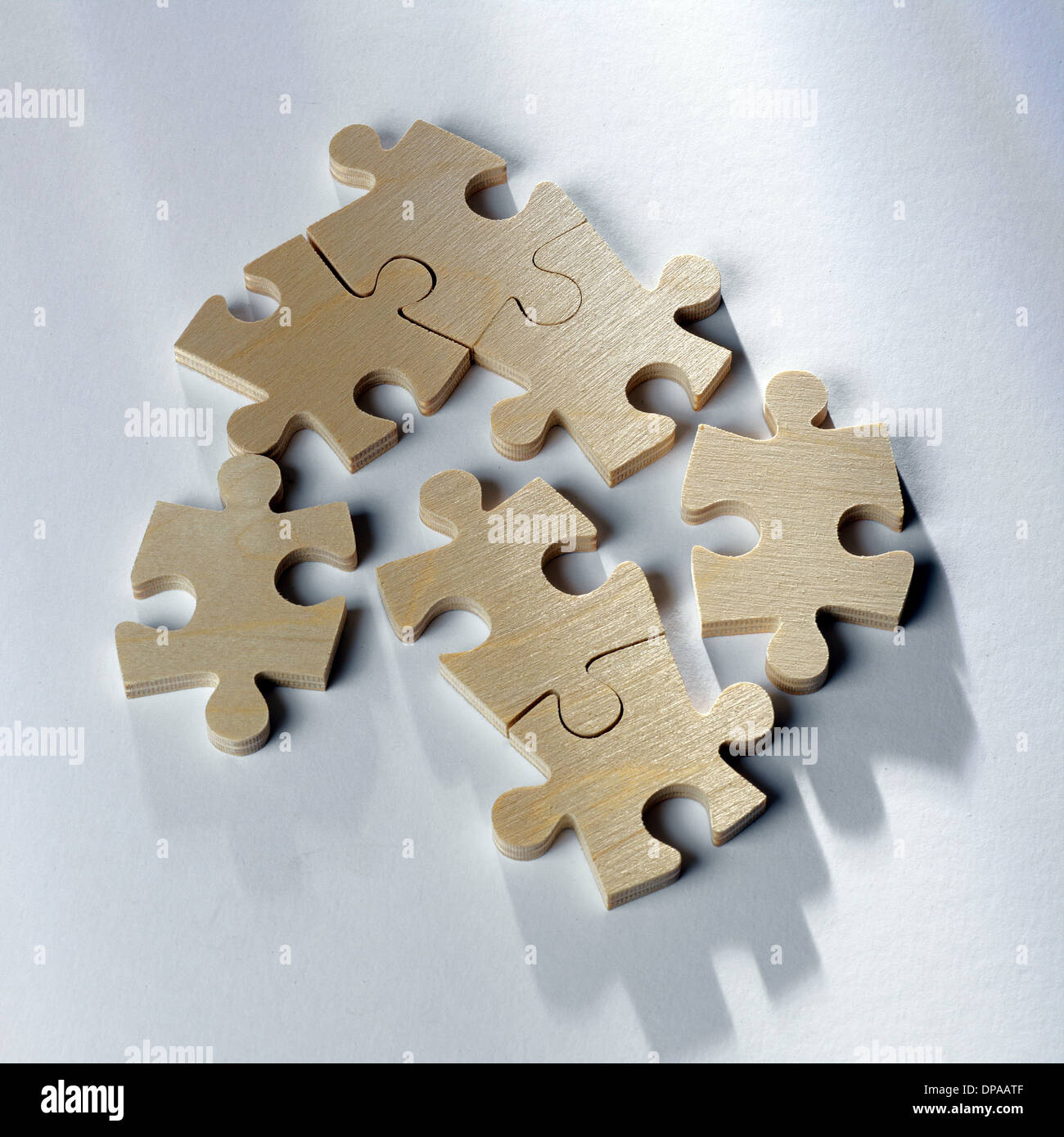 Jigsaw puzzle pieces hi-res stock photography and images - Alamy