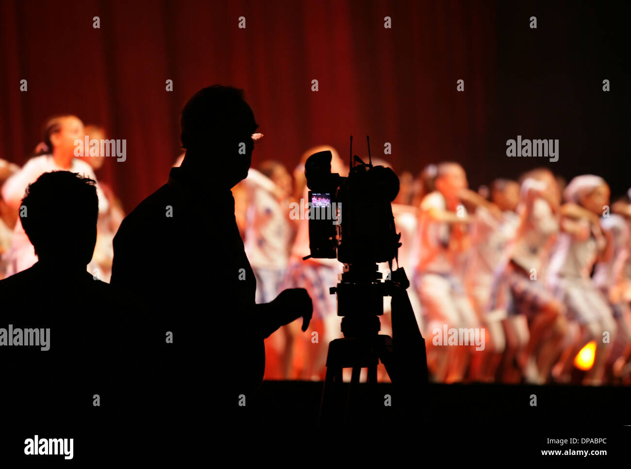 Cameraman on stage hi-res stock photography and images - Alamy