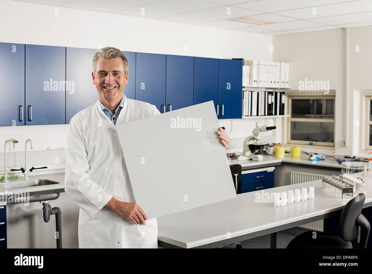 Laboratory sign hi-res stock photography and images - Alamy