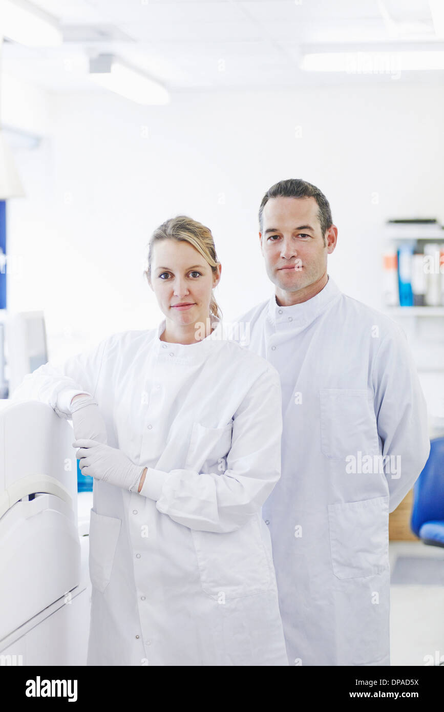 Lab researcher portrait hi-res stock photography and images - Alamy