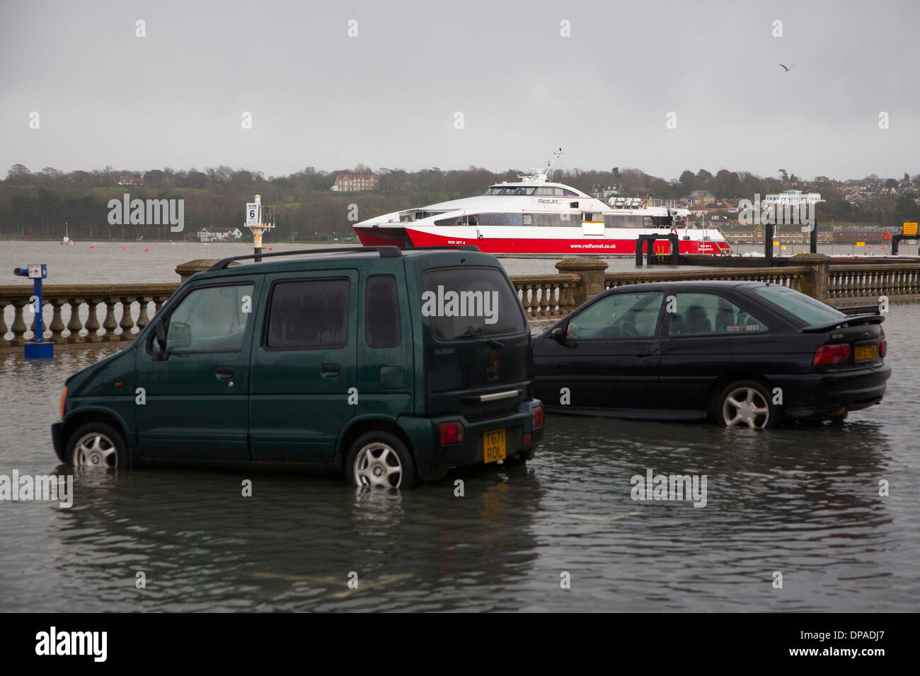 Flooding, 2014, Cowes, Isle of Wight, England, UK Stock Photo - Alamy