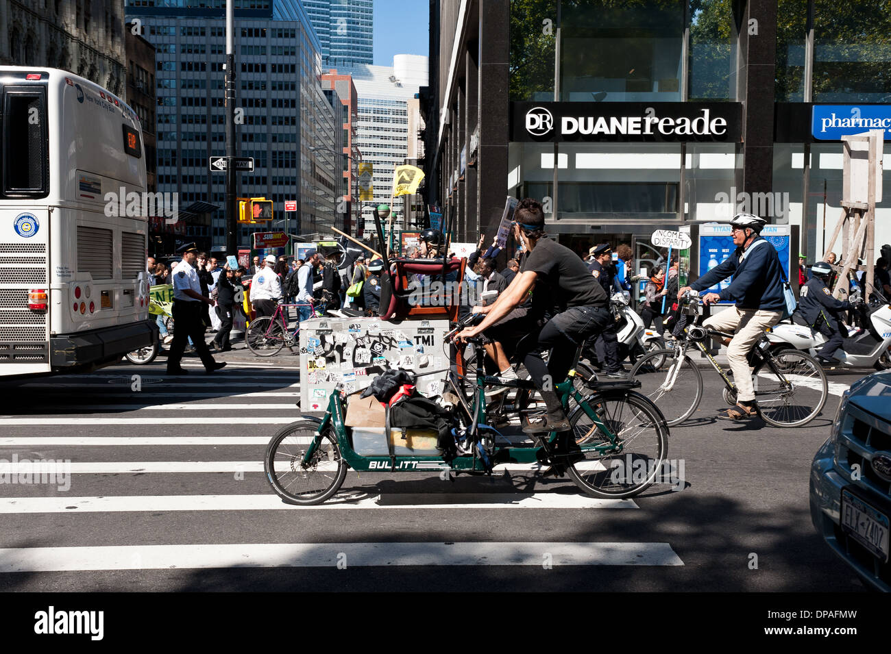 Sidewalk demonstration usa hi-res stock photography and images - Alamy