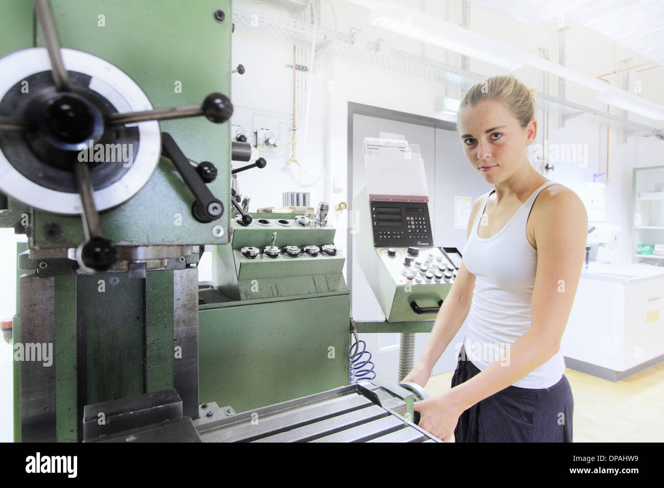 20 optical hi-res stock photography and images - Alamy