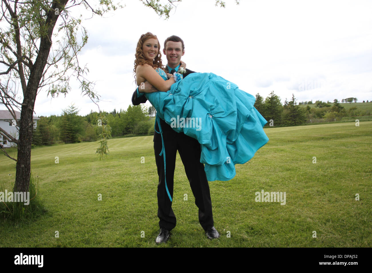 A couple before going to their high school prom Stock Photo - Alamy
