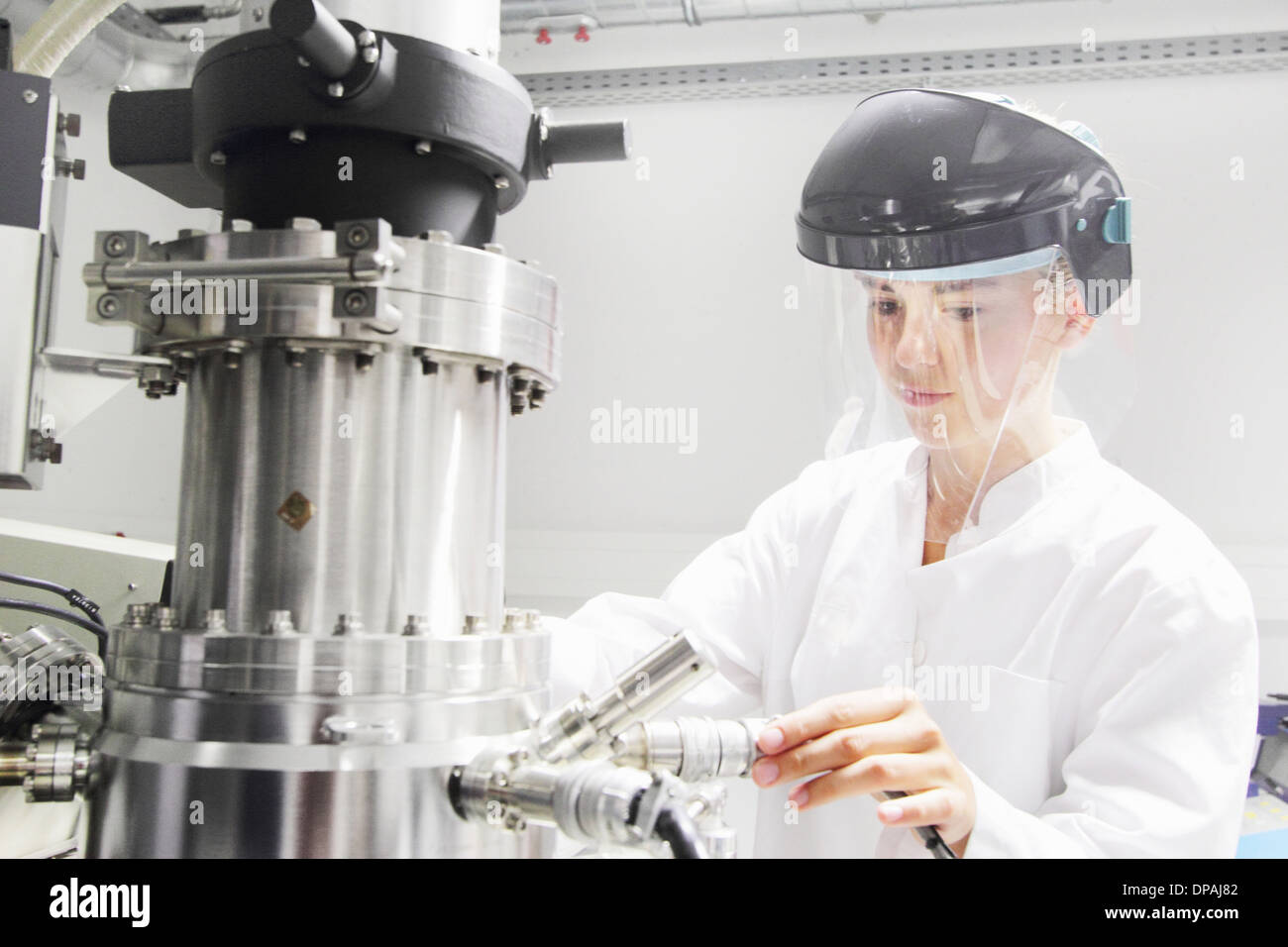 Optical technician hi-res stock photography and images - Alamy