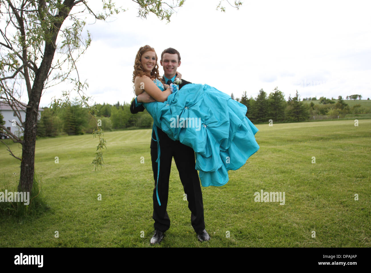 A couple before going to their high school prom Stock Photo - Alamy