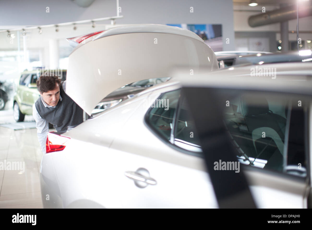 Checking car door hi-res stock photography and images - Alamy