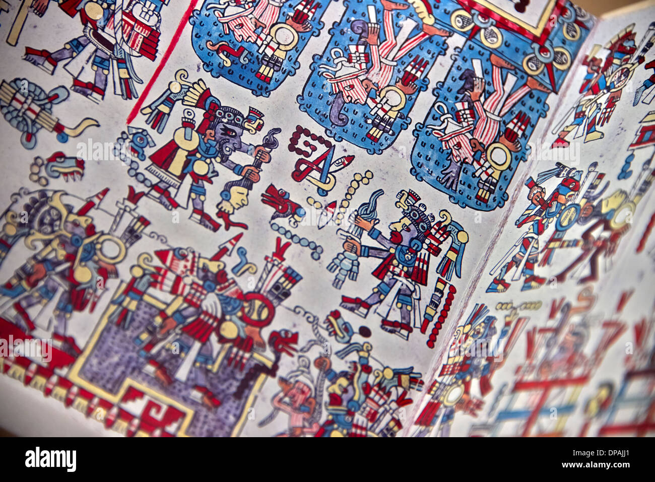 This exhibition explores the Aztec civilisation through the last ...