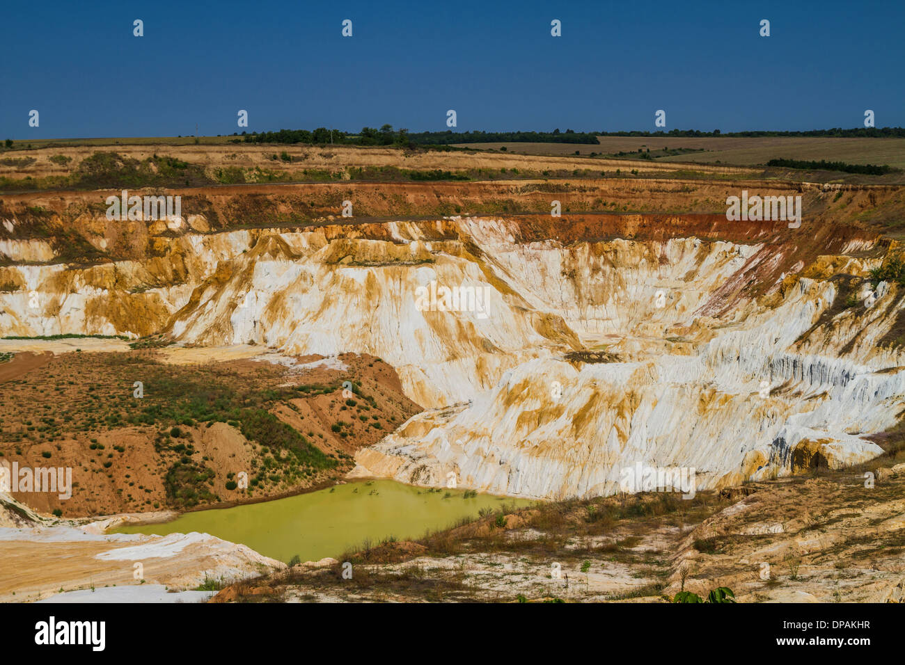 Mineral sand mine hi-res stock photography and images - Alamy