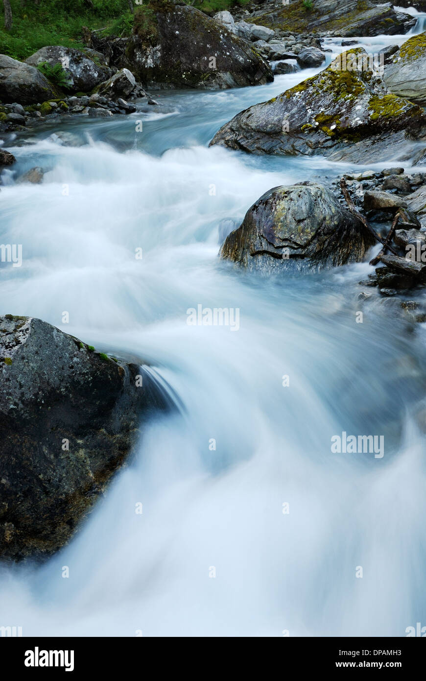 Close up of stream hi-res stock photography and images - Alamy