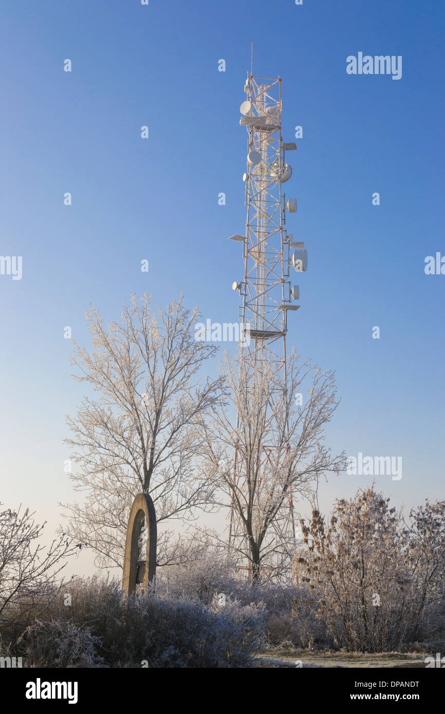 Frosty radio tower on a winter morning Stock Photo - Alamy