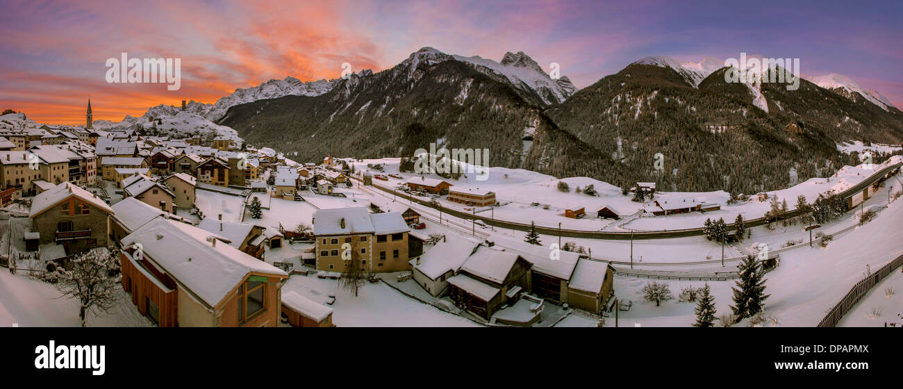 Village of ardez in winter hi-res stock photography and images - Alamy