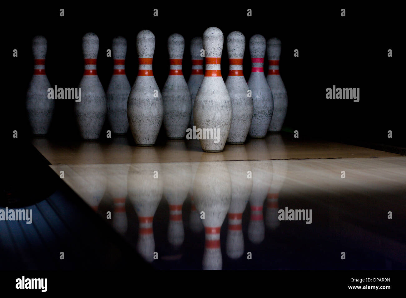 Tenpin bowling pins hi-res stock photography and images - Alamy