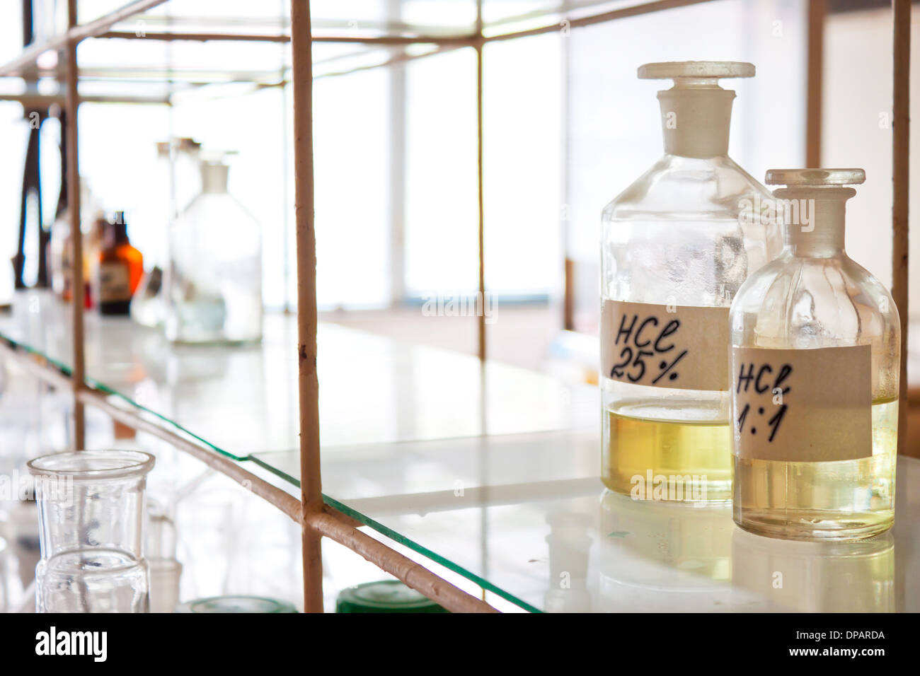 Process chemistry lab hi-res stock photography and images - Alamy