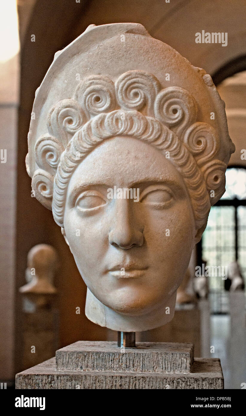 100 ad roman woman hi-res stock photography and images - Alamy