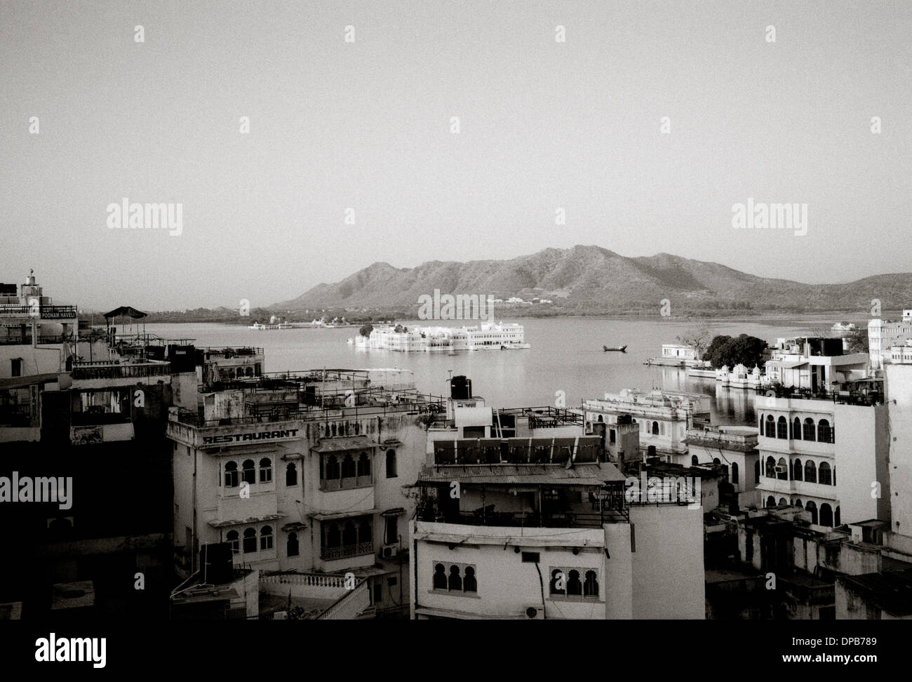 Rajasthan landscape hi-res stock photography and images - Alamy