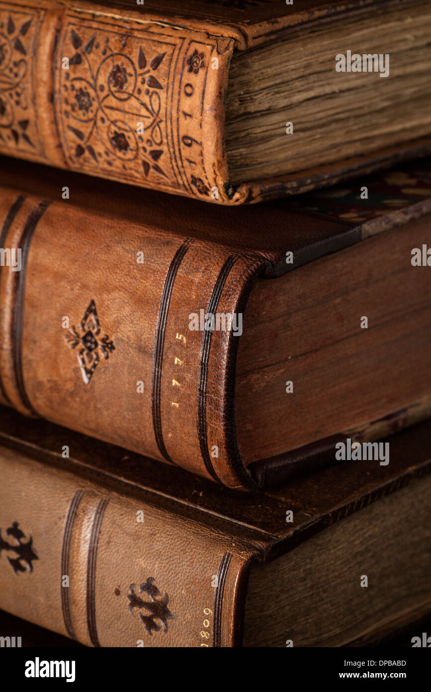 Old bindings hi-res stock photography and images - Alamy