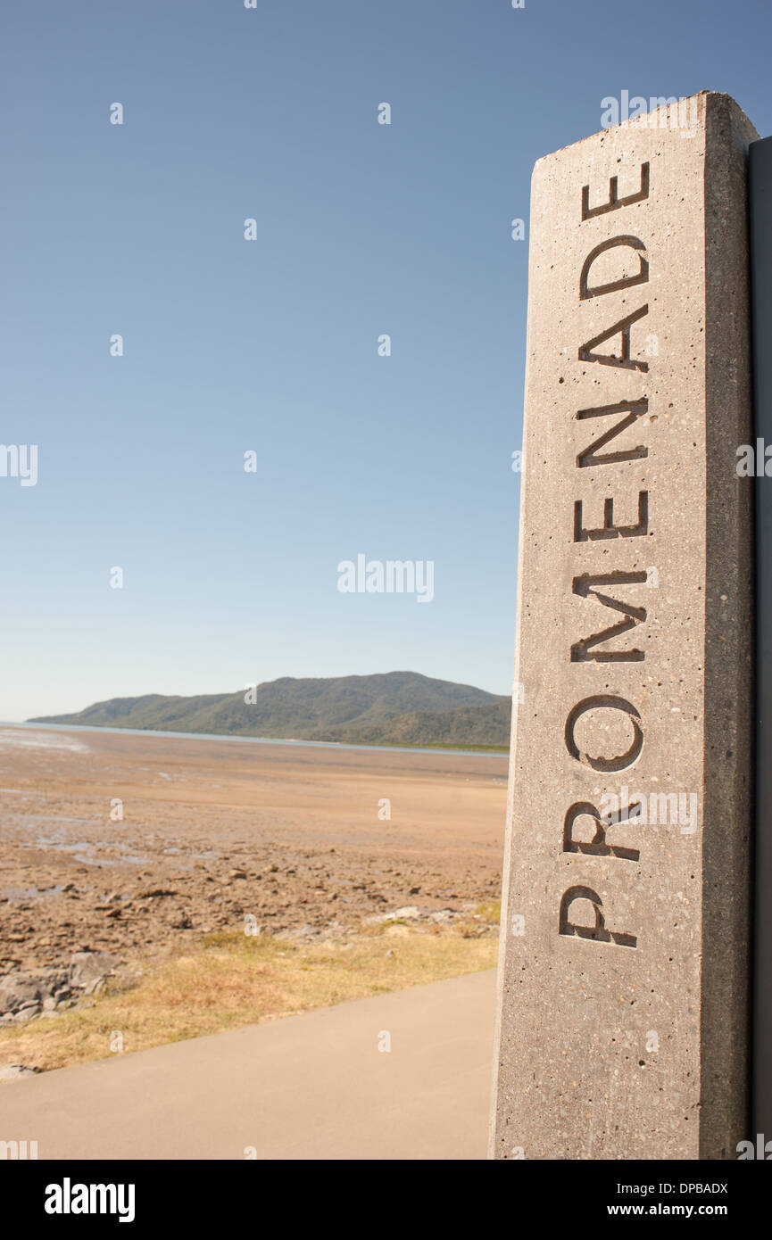 Cairns Esplanade. Promenade Stock Photo - Alamy