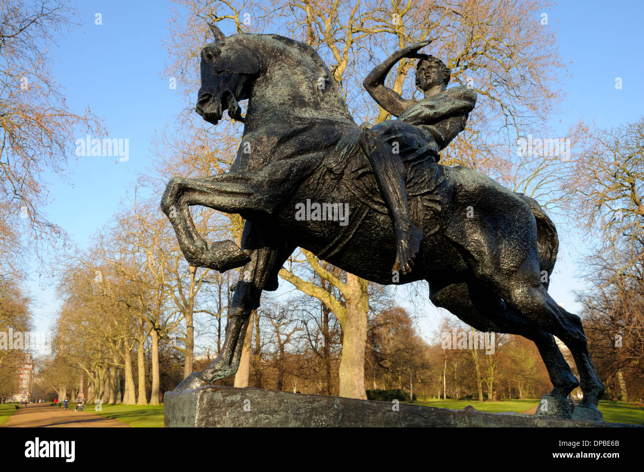 Physical energy statue hi-res stock photography and images - Alamy