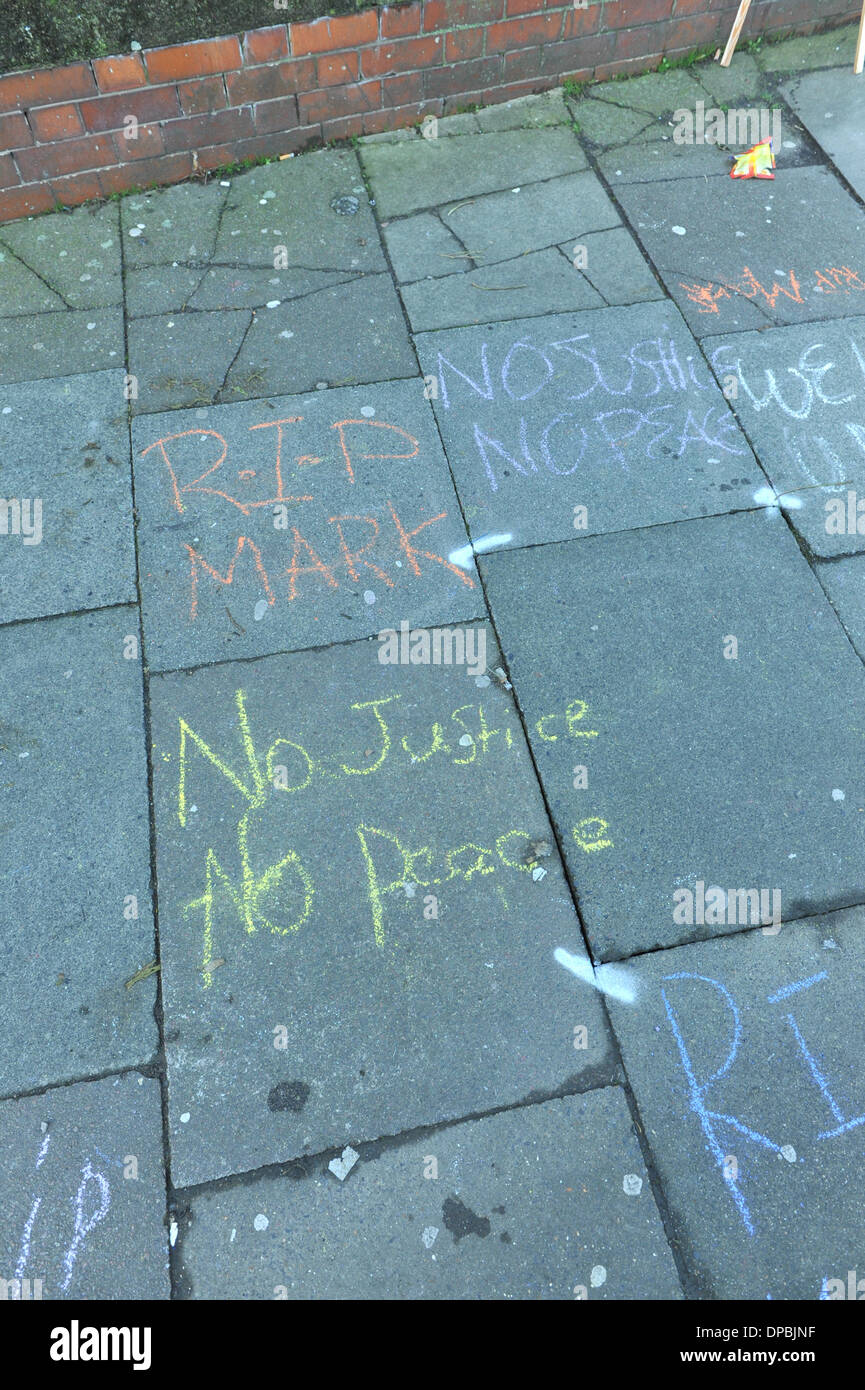 Tottenham police station hi-res stock photography and images - Alamy