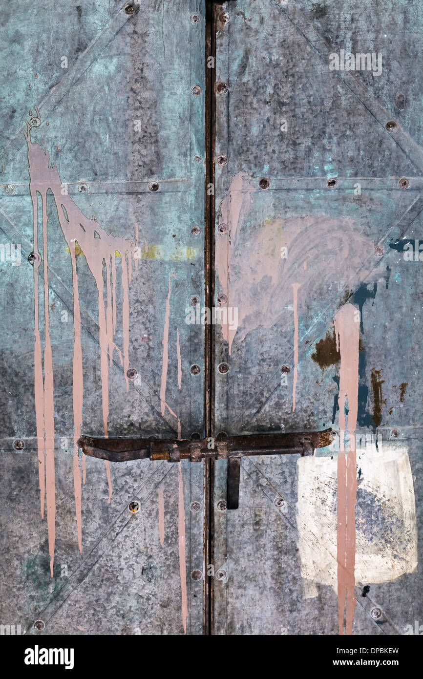 Tarnished metal texture hi-res stock photography and images - Alamy