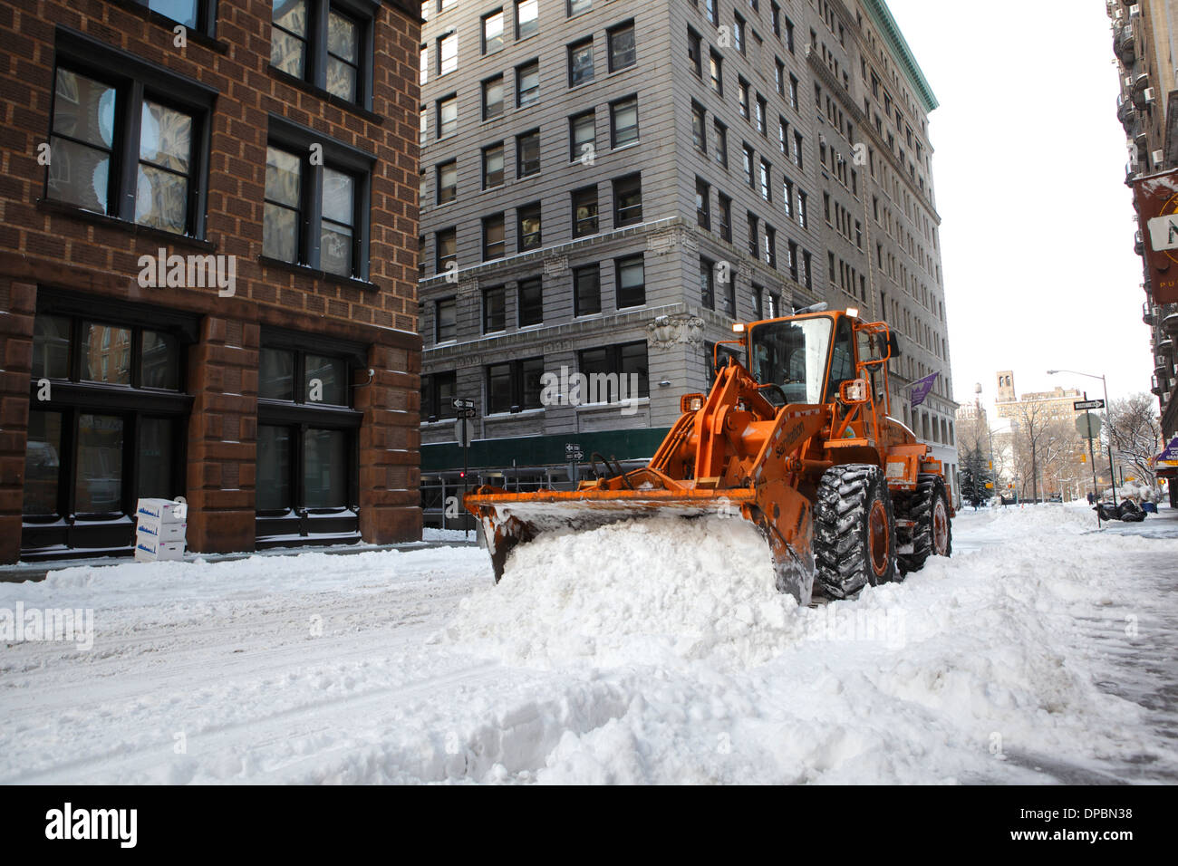 Nyc snow plow hi-res stock photography and images - Alamy