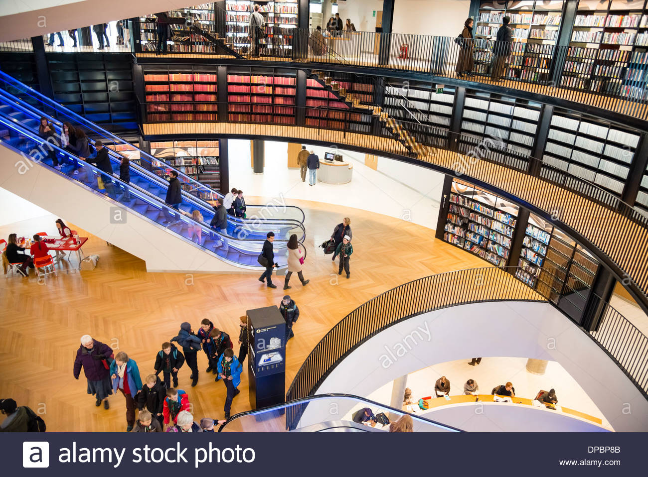 Birmingham City Library Interior Stock Photos & Birmingham City Library ...