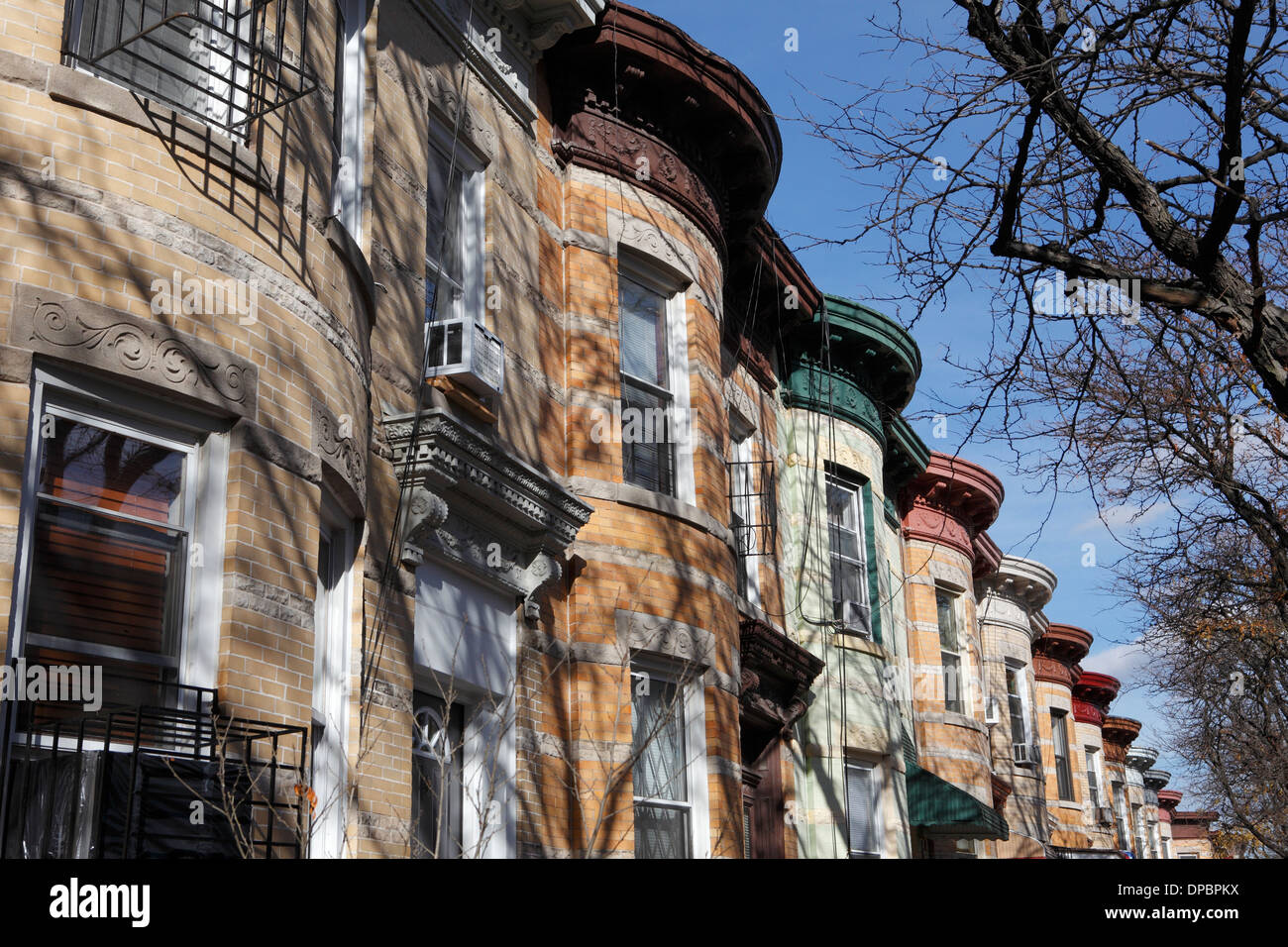Row houses colorful new york hi-res stock photography and images - Alamy