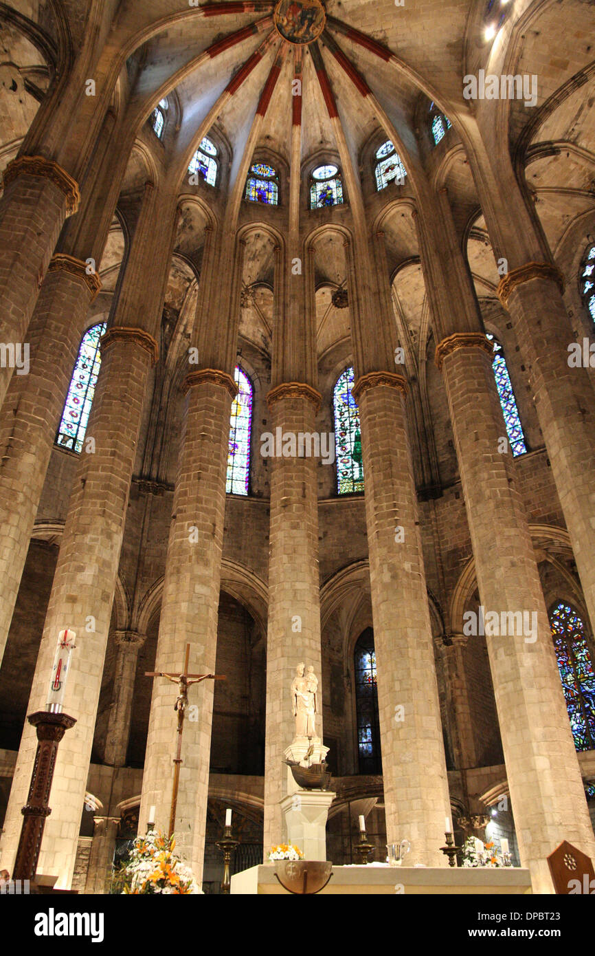Santa Maria del Mar catholic church in Barcelona Stock Photo - Alamy