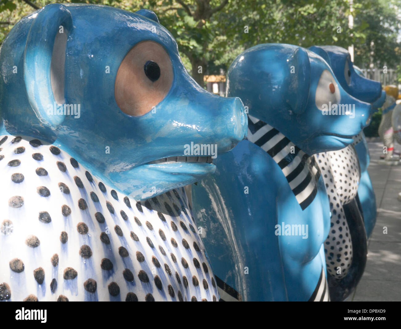 Sculptures by the Japanese artist Jun Kaneko in the Millennium Park ...