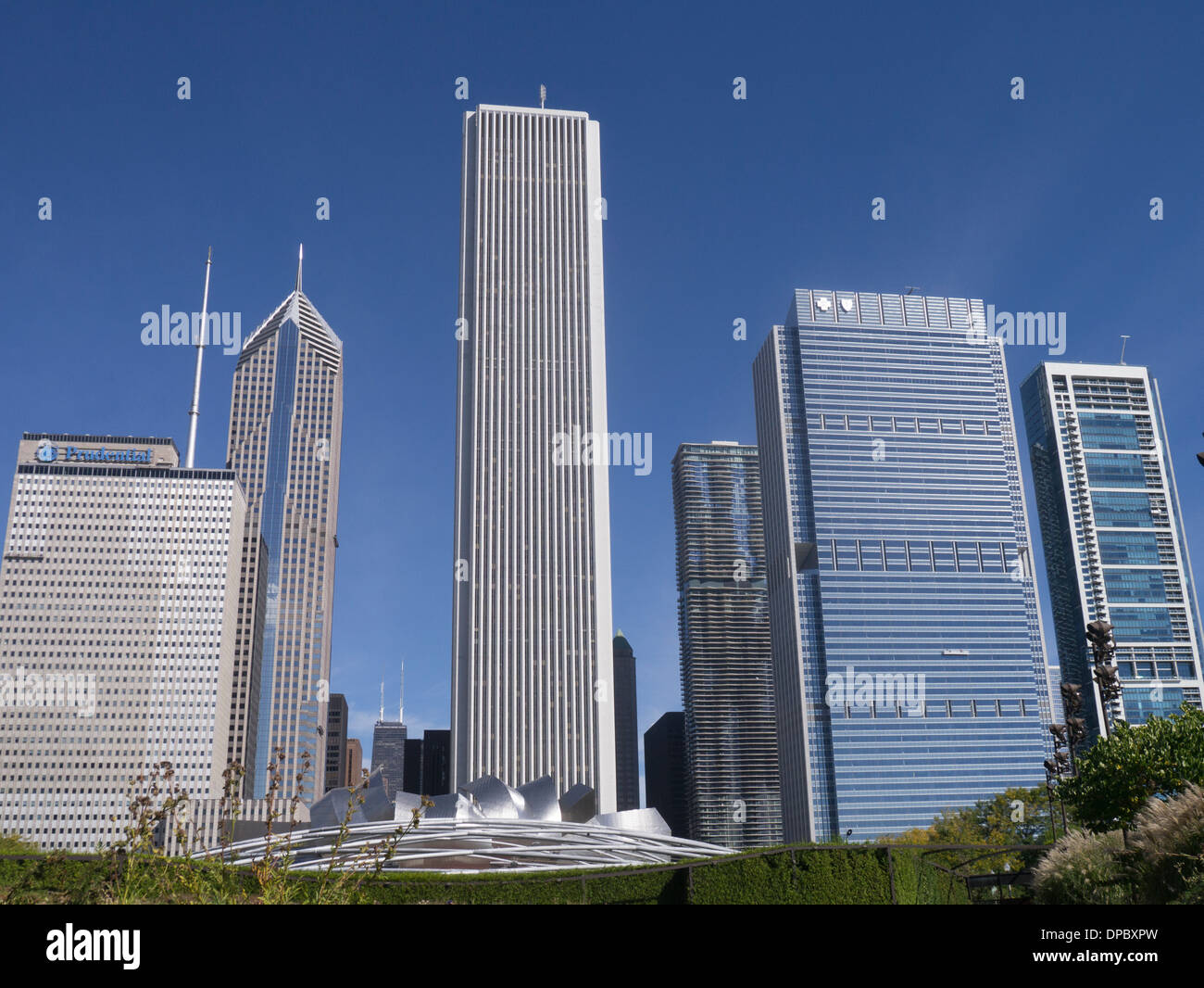 Aon Center and the Prudential Plaza in Chicago Illinois Stock Photo - Alamy