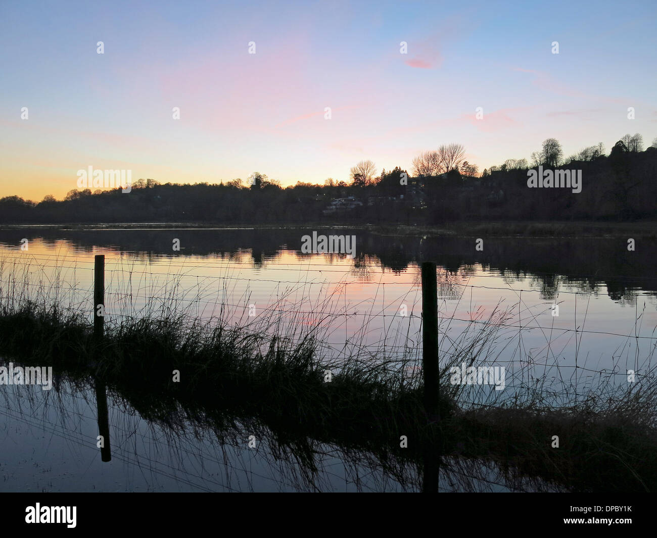 Flooding in guildford hi-res stock photography and images - Alamy