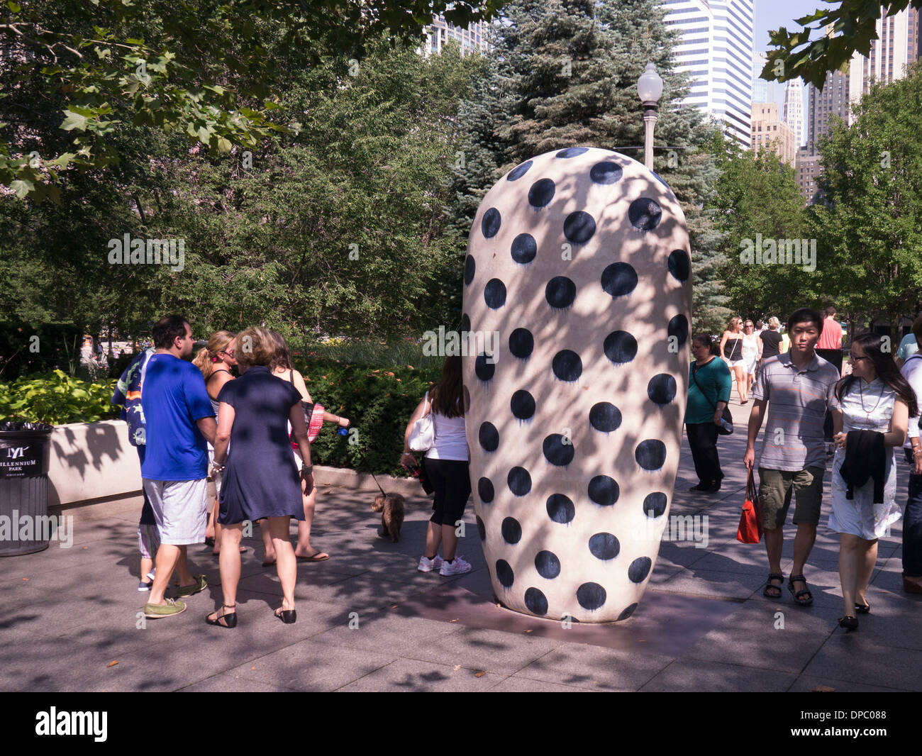 Sculptures by the Japanese artist Jun Kaneko in the Millennium Park ...