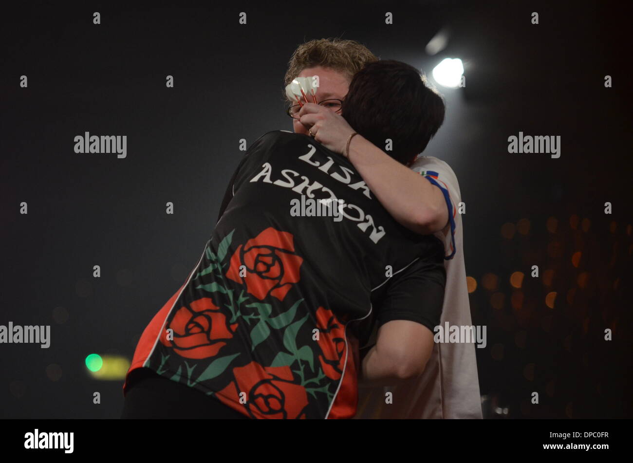 Lisa ashton darts hi-res stock photography and images - Alamy