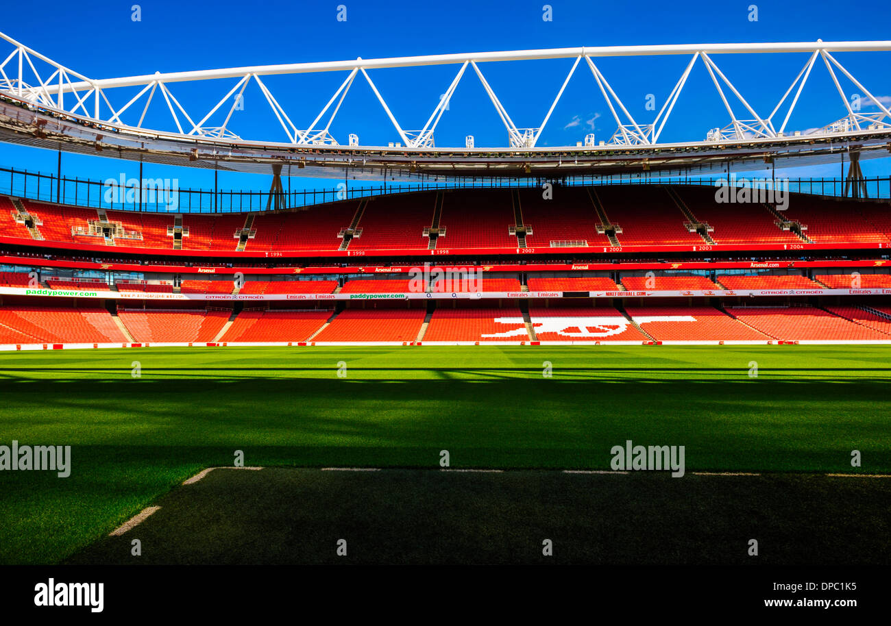 Interior of london stadium hi-res stock photography and images - Alamy