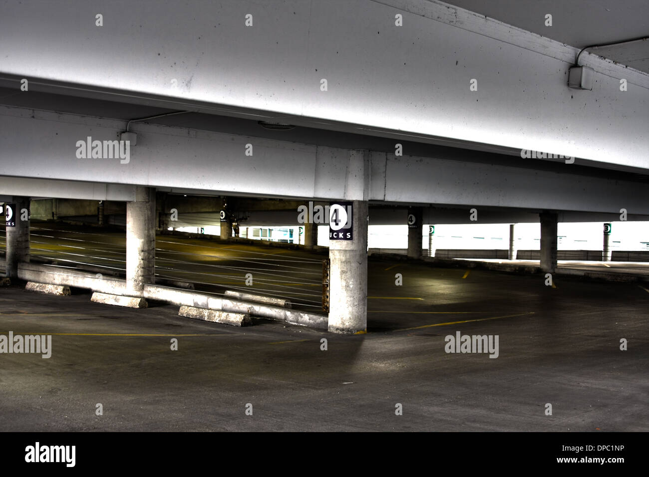 Empty parking structure hi-res stock photography and images - Alamy