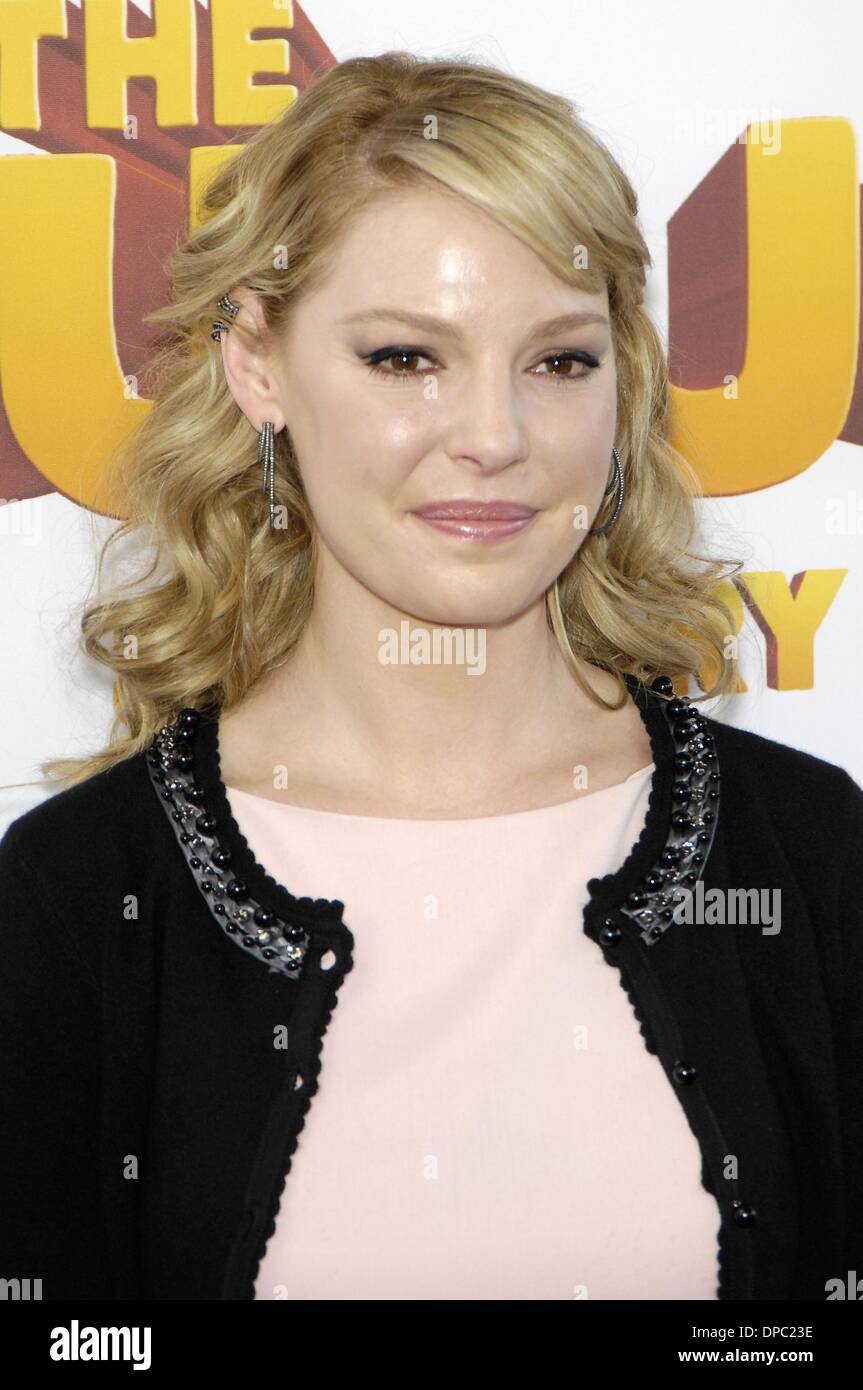 Los Angeles, CA, USA. 11th Jan, 2014. Katherine Heigl at arrivals for ...