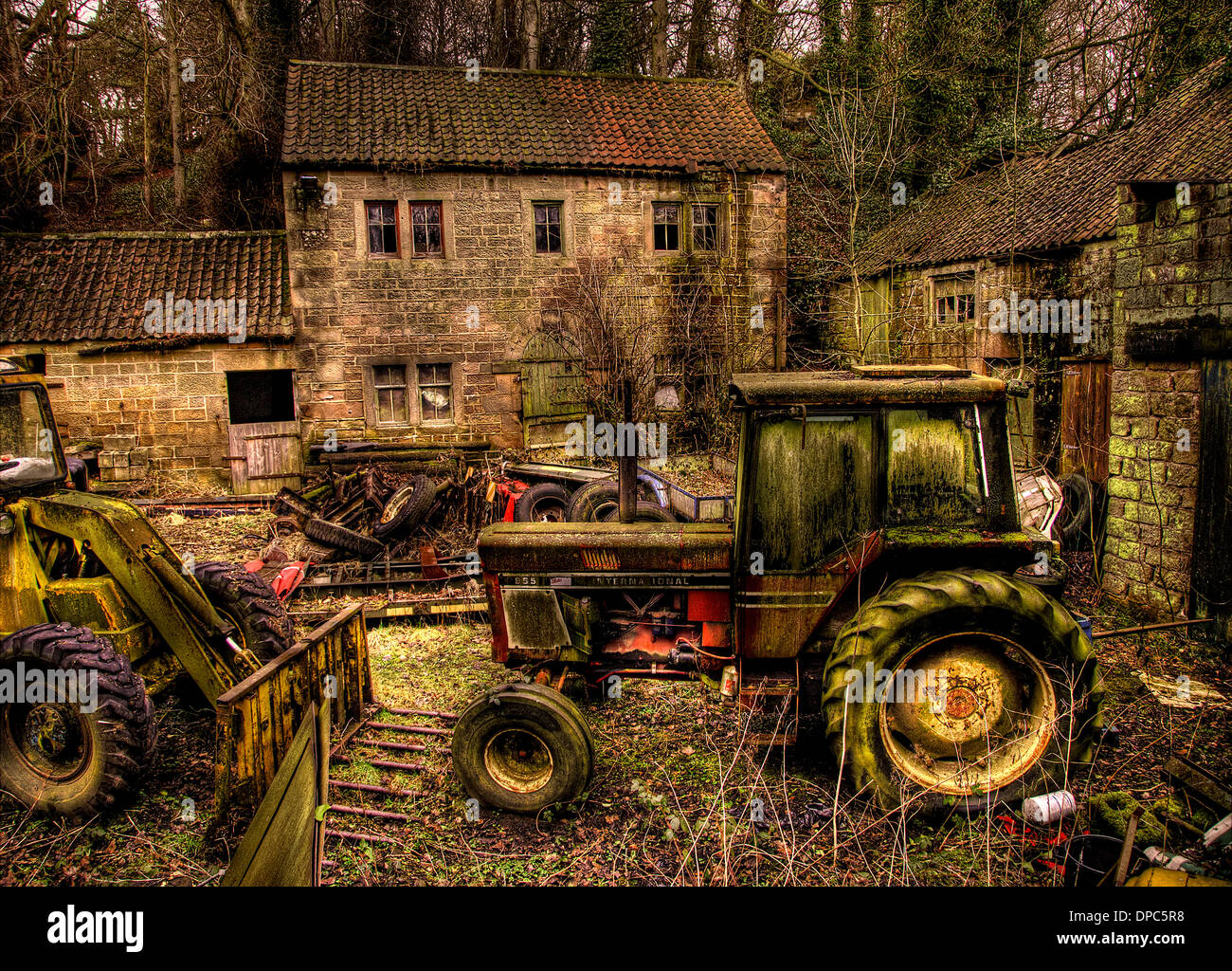Vintage graveyard photo hi-res stock photography and images - Alamy