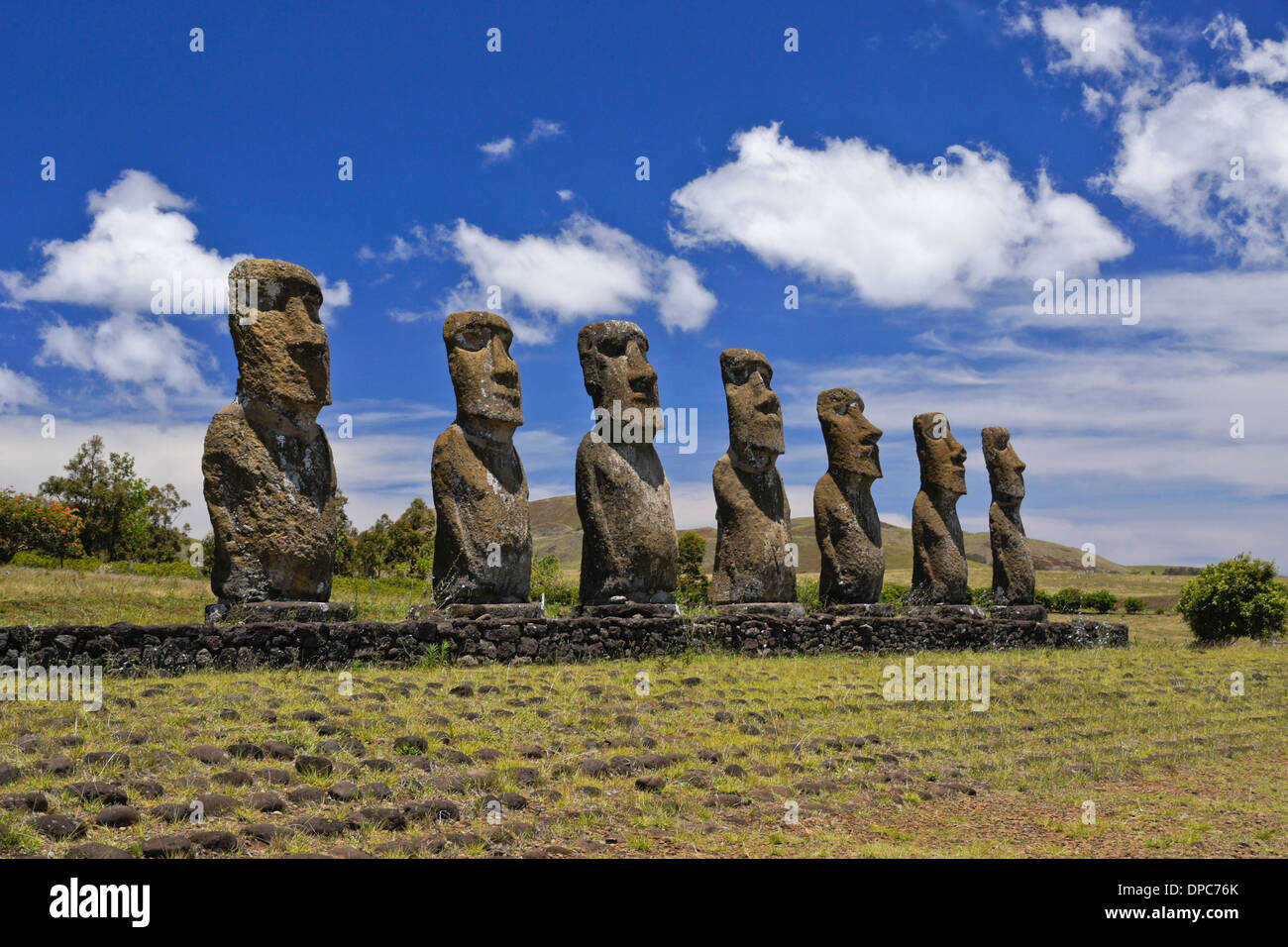 Moai and archeology hi-res stock photography and images - Alamy