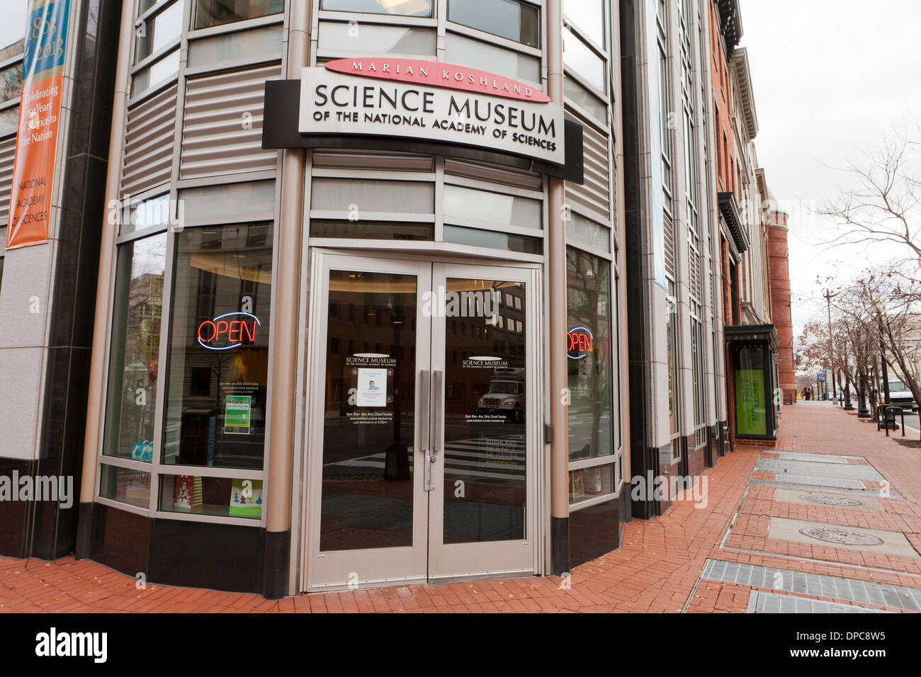 Dc science museum hi-res stock photography and images - Alamy