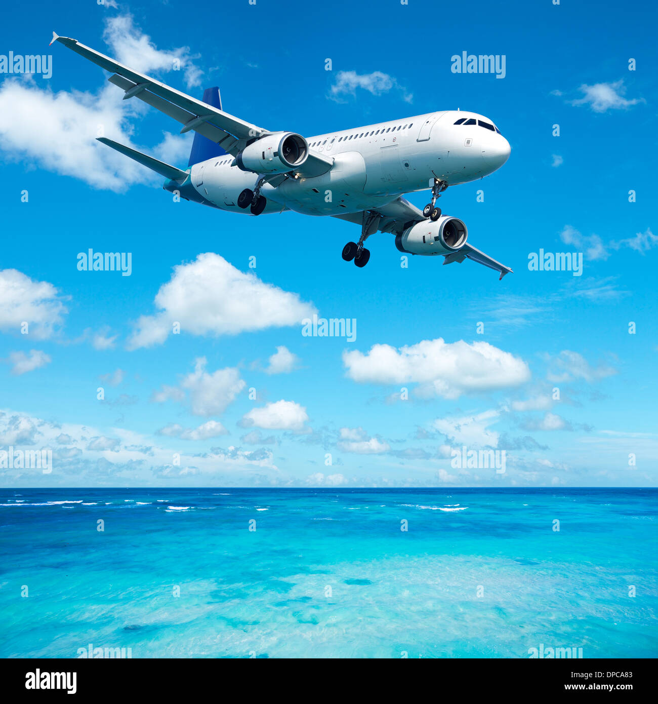 Plane wave hi-res stock photography and images - Alamy