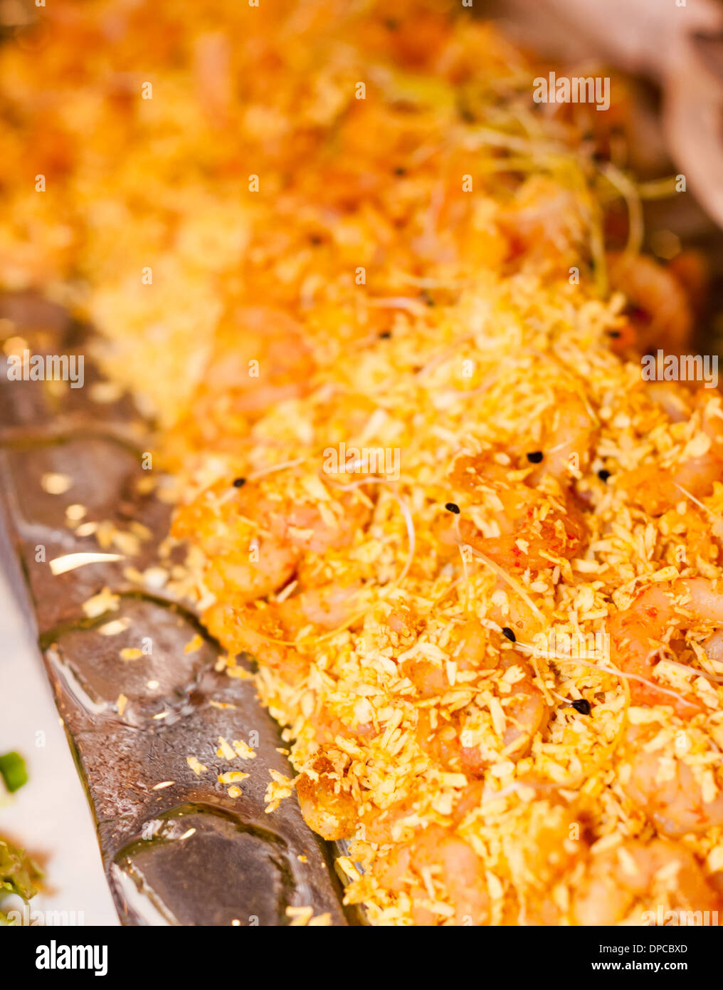 Fried prawns salad with sesame seeds Stock Photo - Alamy