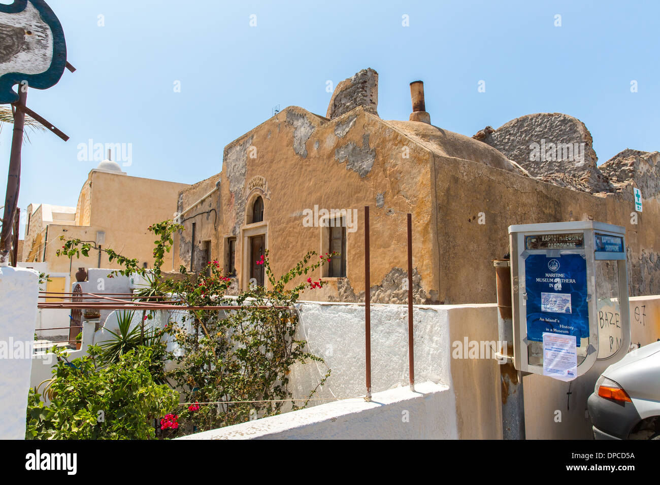 Santorini staircases hi-res stock photography and images - Alamy