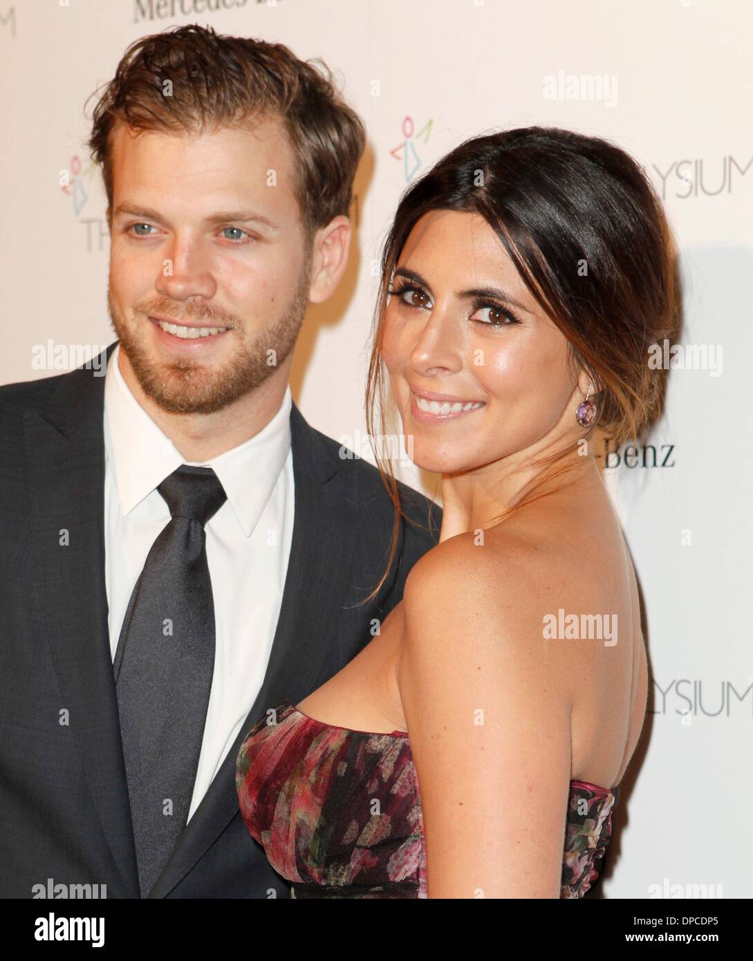 Los Angeles, CA, USA. 11th Jan, 2014. Cutter Dykstra, Jamie-Lynn Sigler ...