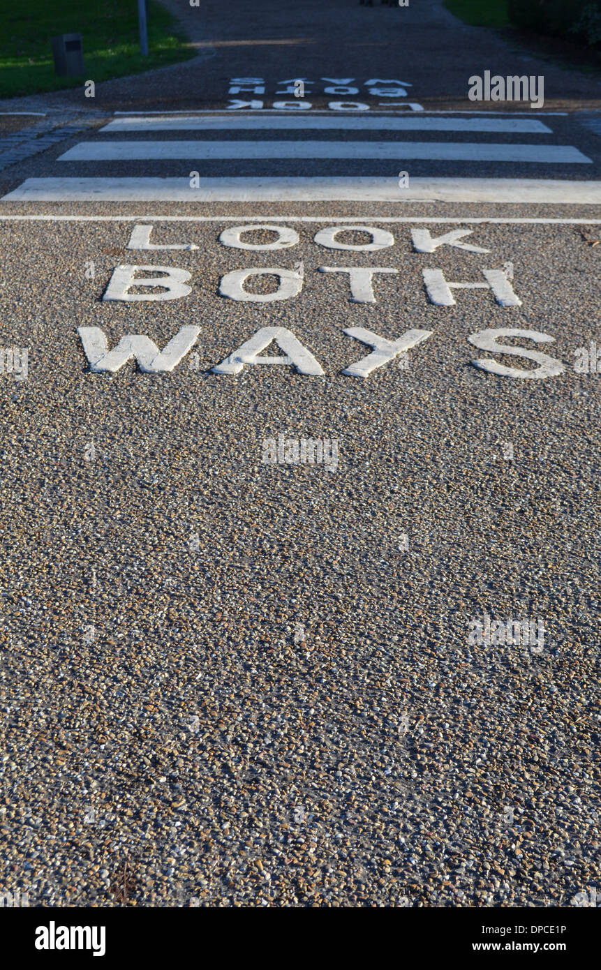 Pedestrian look both ways hi-res stock photography and images - Alamy