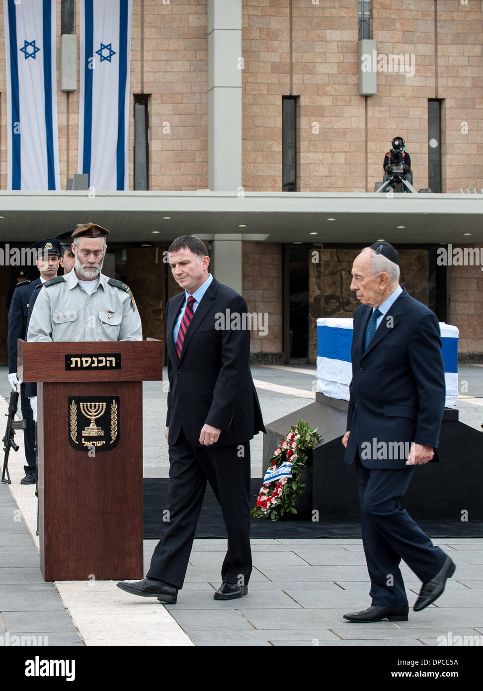 Yoel edelstein hi-res stock photography and images - Alamy