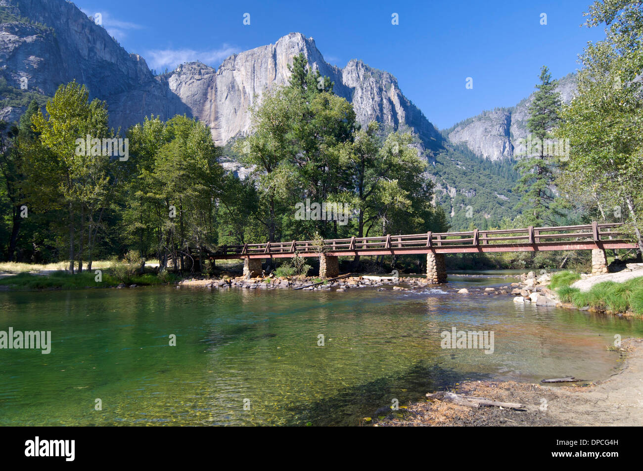 wood bridge in Yosemite National Park, California, Usa Stock Photo - Alamy