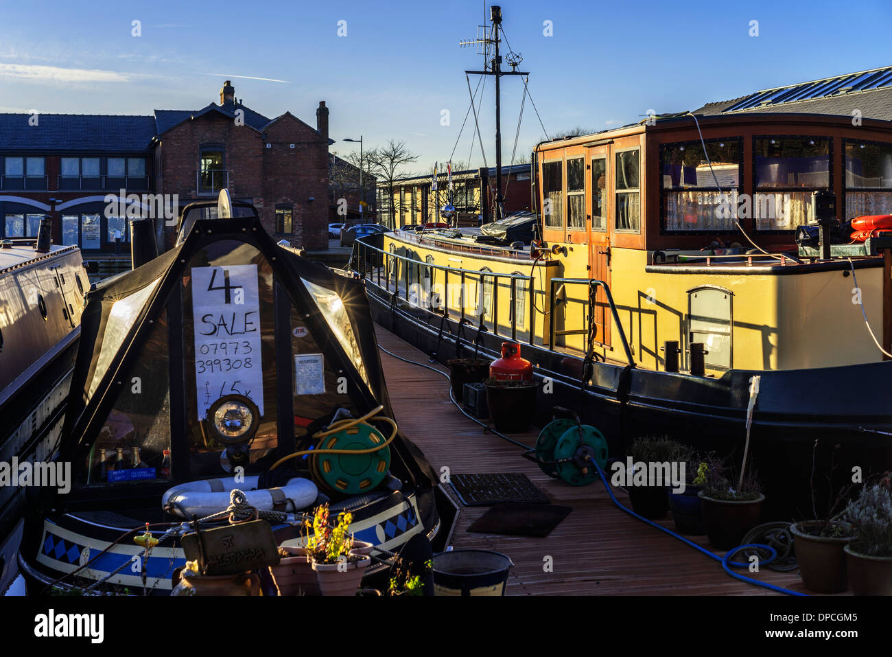 New development at Diglis Basin Worcester City Stock Photo - Alamy