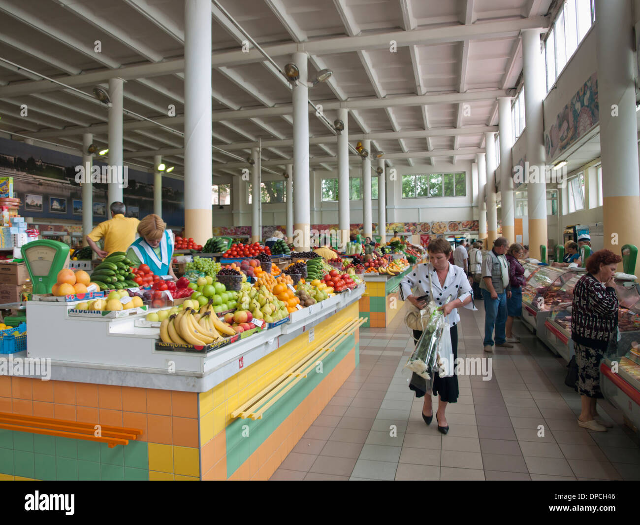 Central food market in Yaroslavl Russia, fresh fruits and berries and ...