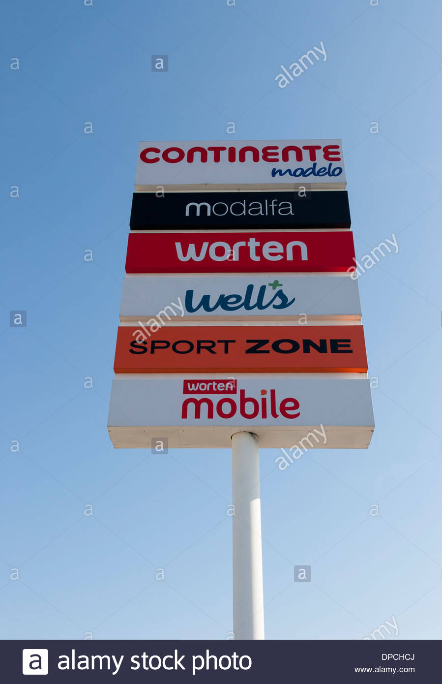Continente Supermarket High Resolution Stock Photography and Images - Alamy